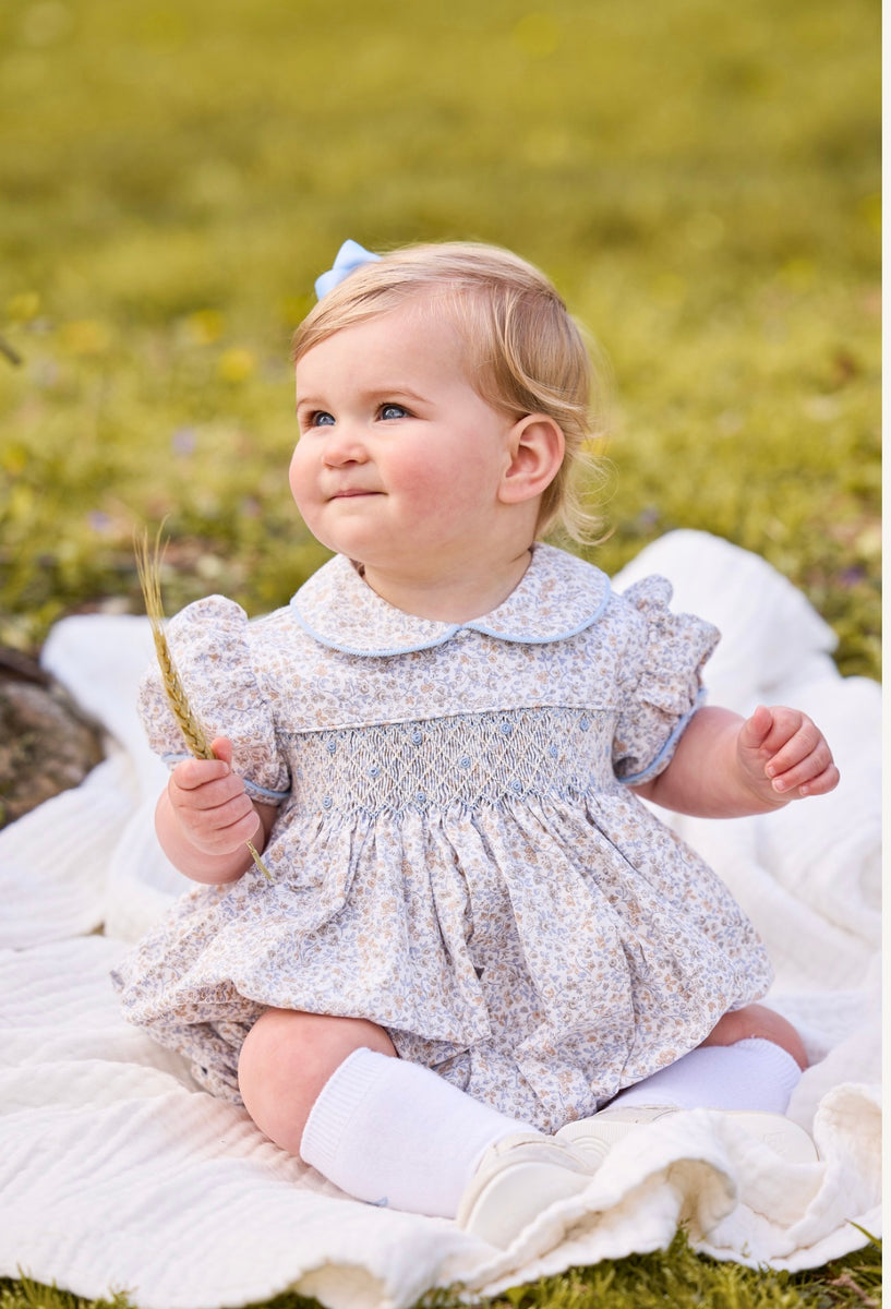 Little English’s Smocked Peter Pan Bubble-Winthrop Floral – Cela Baby